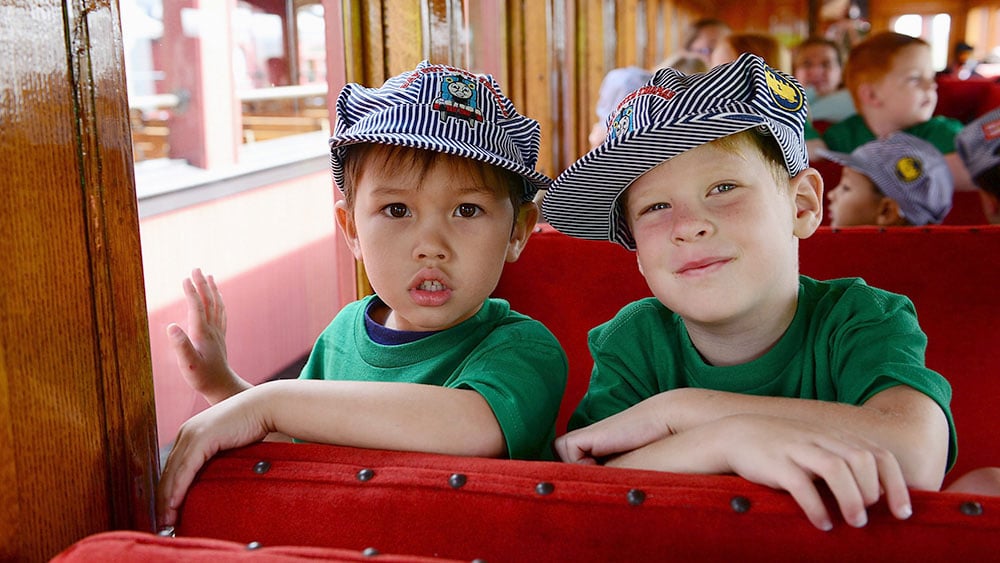 Candy Cane Express FAQ | Virginia & Truckee Railroad